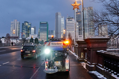 German stocks hit new record on AI hopes — Naharnet